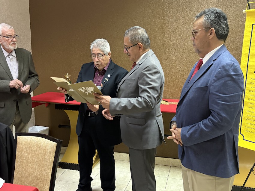 Dr. Julio César Márquez, recibe Senaduría JCI - Radar Sonora